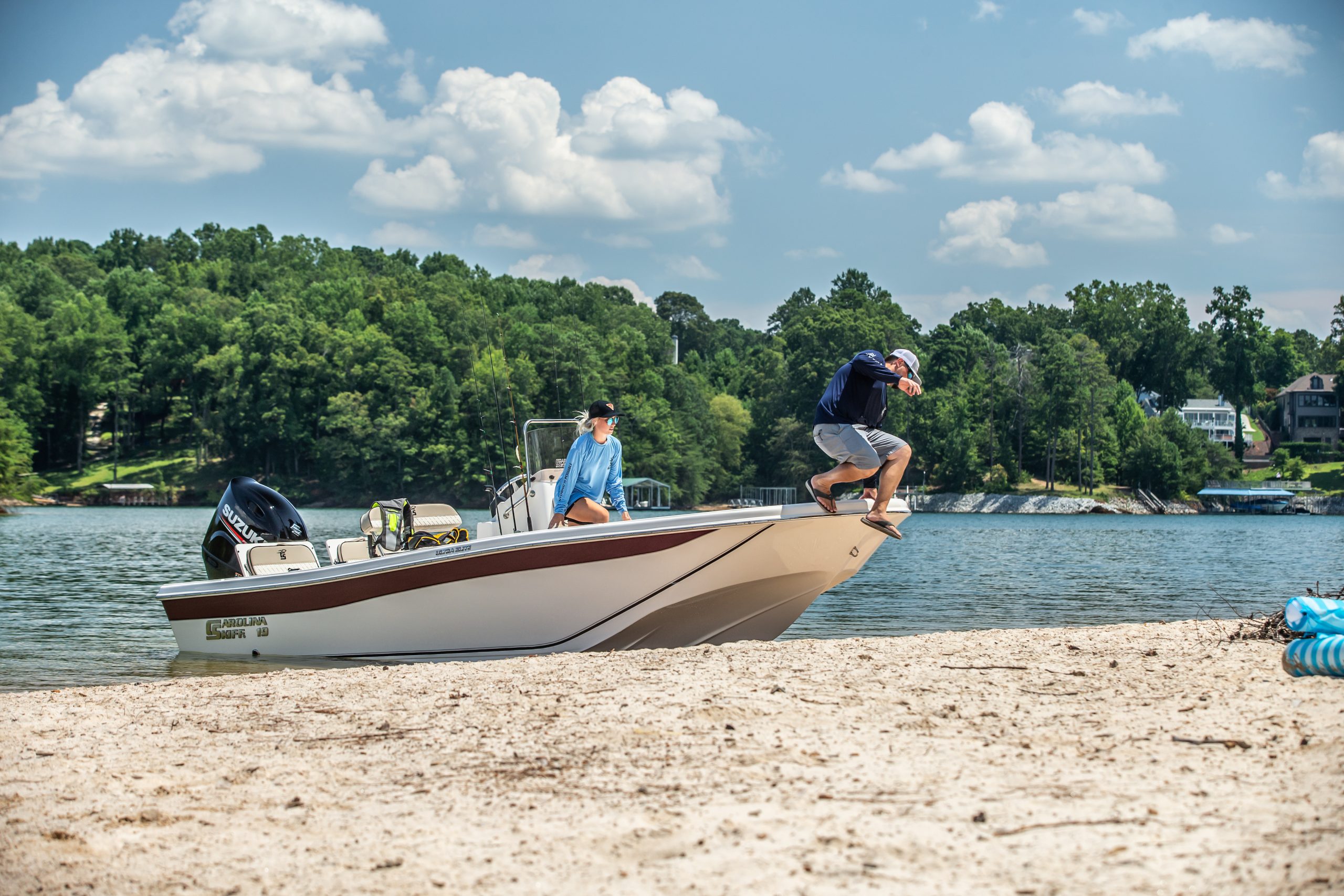 19 Ultra Elite - Carolina Skiff