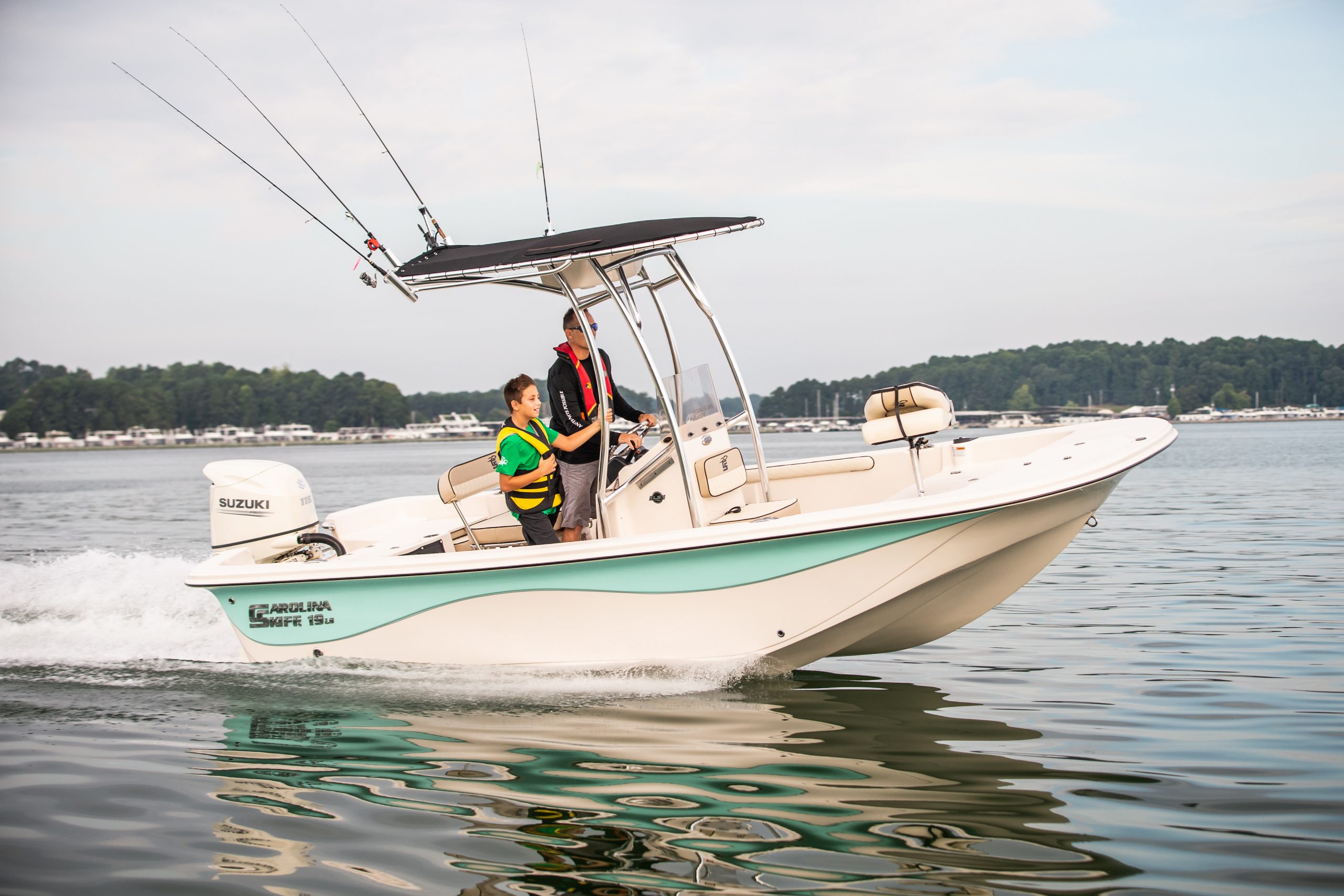 19 LS - Carolina Skiff