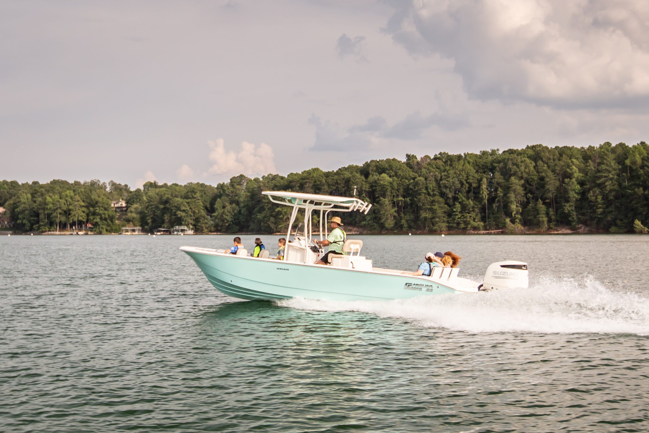 26 Ultra Elite - Carolina Skiff