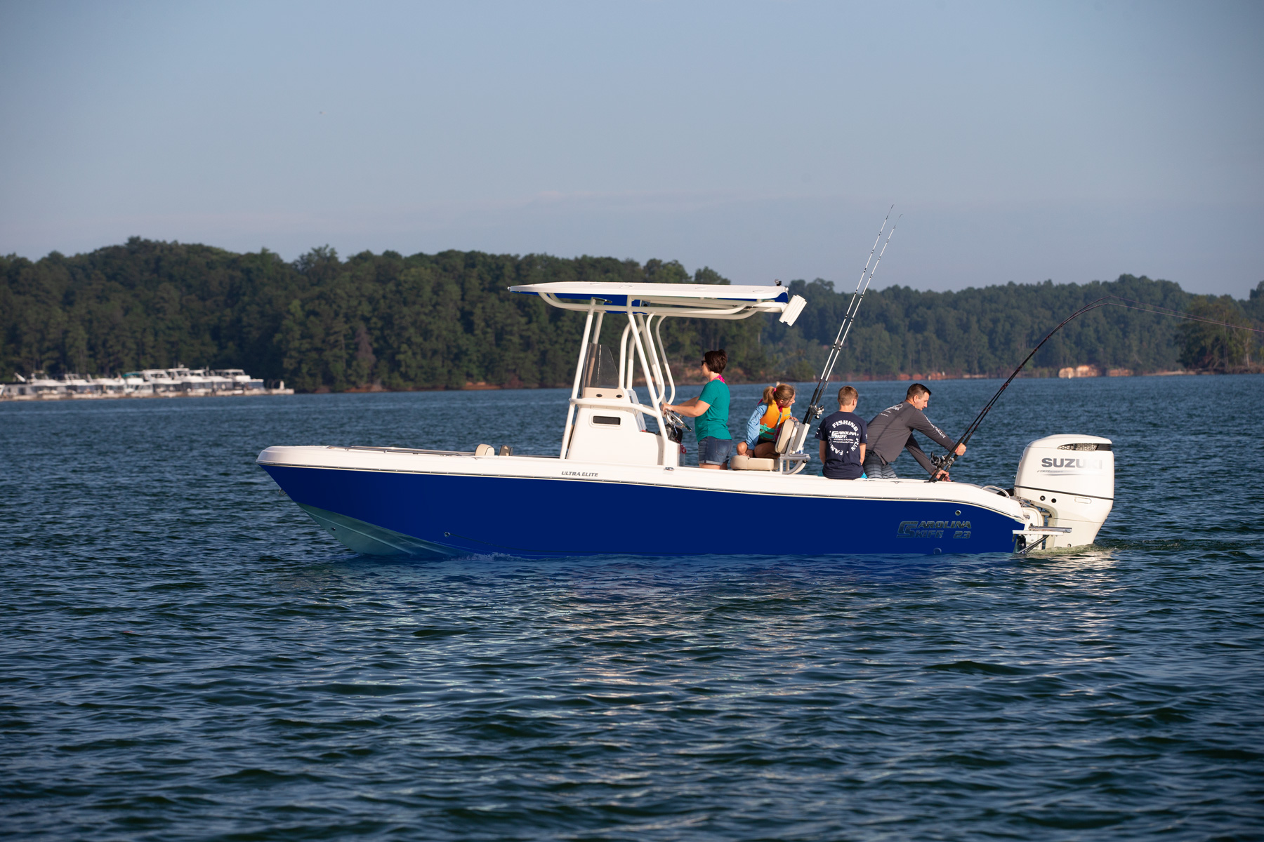 23 Ultra Elite - Carolina Skiff